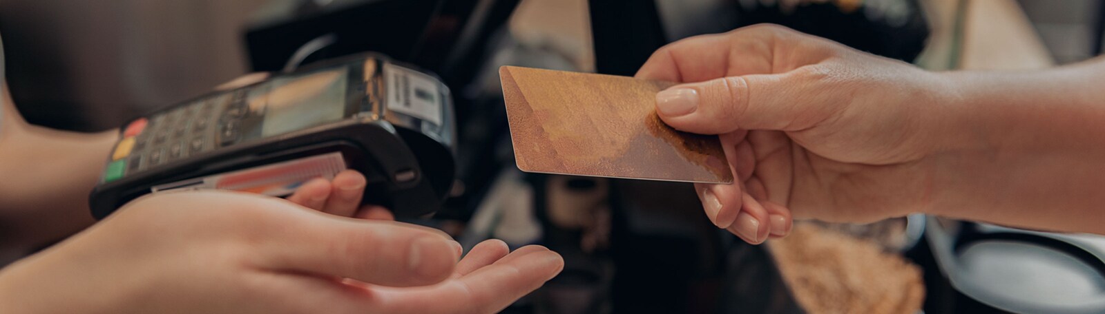 Credit, debit and prepaid cards | BBVA Italy